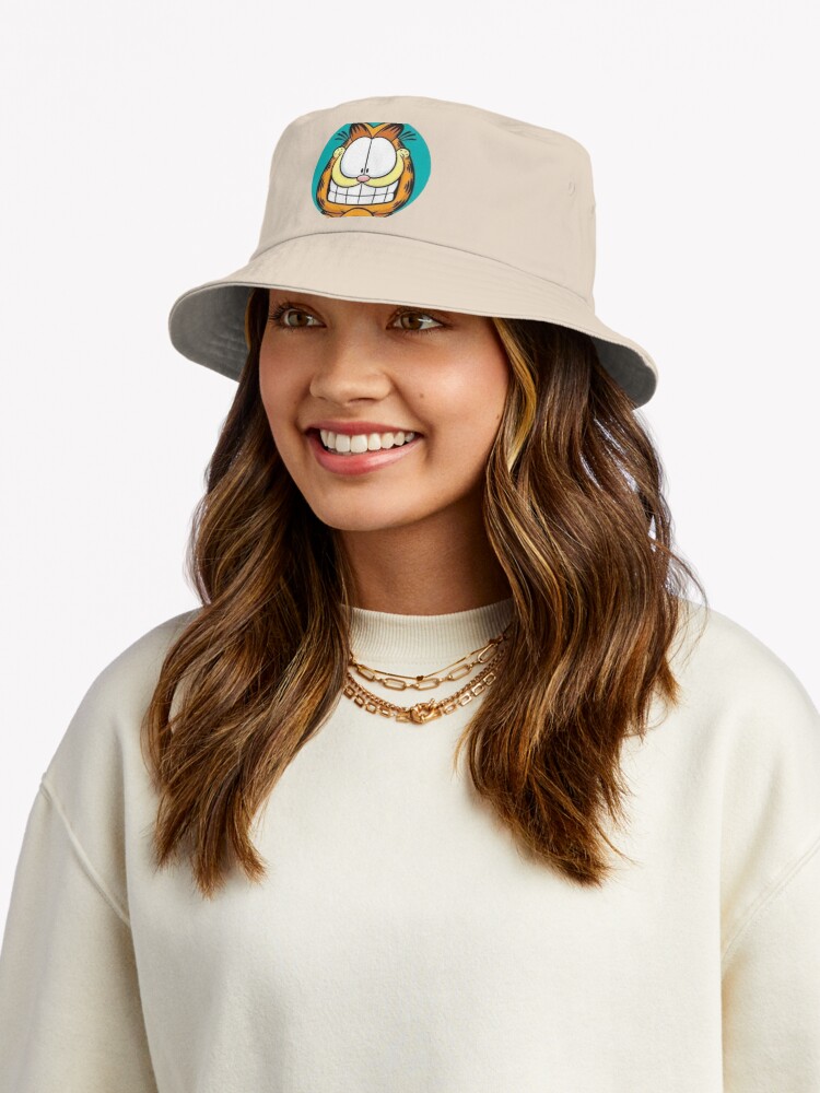 Shocked Garfield Face Illustration Bucket Hat | Garfield Shop